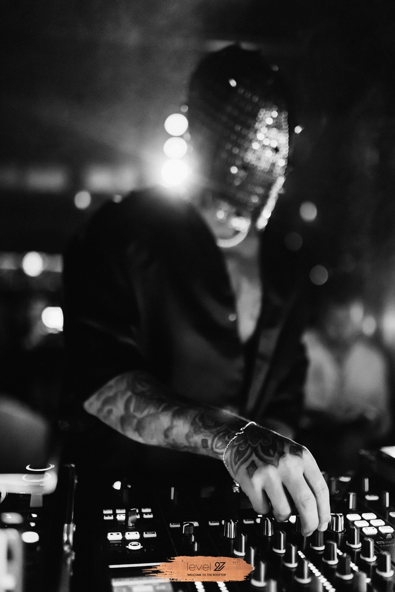 LOUERS wodka organiseert rooftopparty met Brooks – LOUERS VODKA